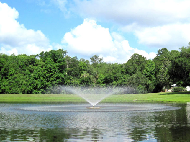 FunnelJet Floating Pond Fountain | Herrmann's Fish Farm